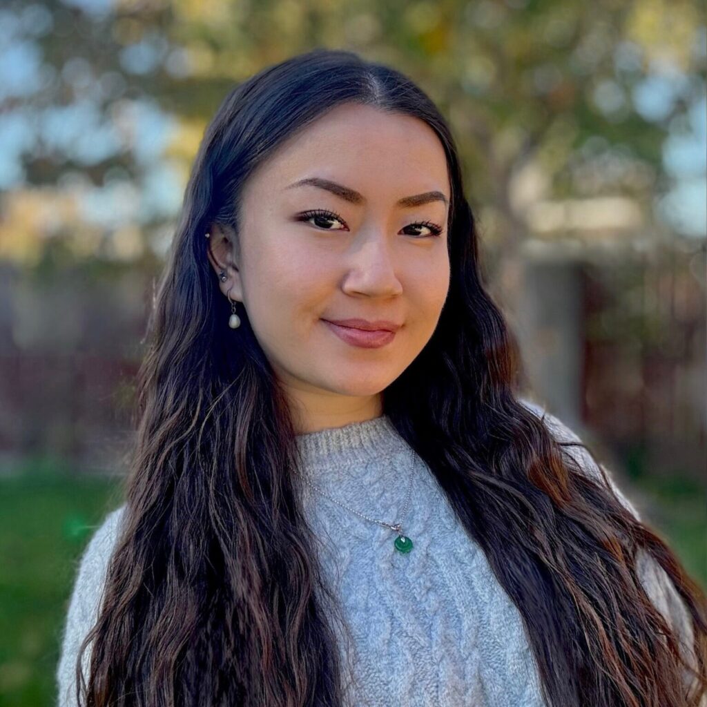 Screen Addiction: What It is and Symptoms - Light On Anxiety